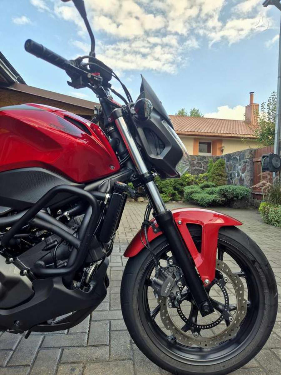 Honda NC 2015 in Prienai, with an engine capacity of 0.75 L and mileage of 19 thousand km for 3550 €, photo 14 on AUTOMOTO.COM.LV