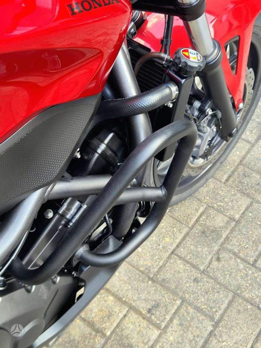 Honda NC 2015 in Prienai, with an engine capacity of 0.75 L and mileage of 19 thousand km for 3550 €, photo 22 on AUTOMOTO.COM.LV