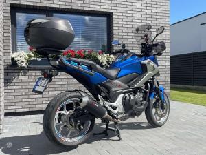Honda NC 2015 Viļņa, ar dzinēja tilpumu 0.75 L un nobraukumu 24 tūkst. km par 4800 €, foto  vietnē AUTOMOTO.COM.LV
