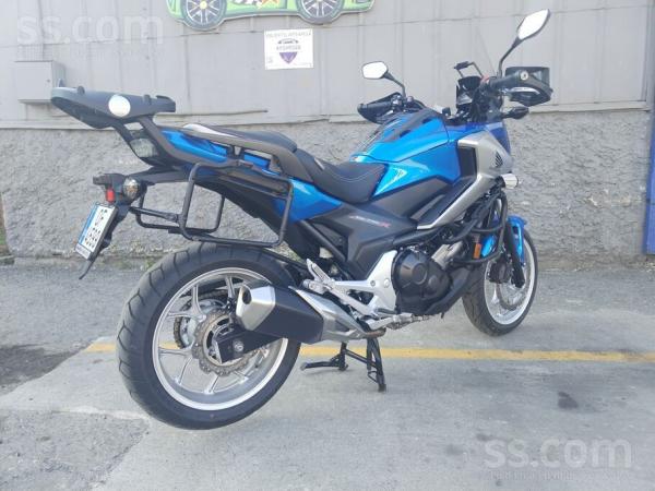 Honda NC 2016 in Riga, with an engine capacity of 0.75 L and mileage of 0 thousand km for 4750 €, photo 3 on AUTOMOTO.COM.LV