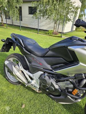 Honda NC 2017 in Vilnius, with an engine capacity of 0.75 L and mileage of 37 thousand km for 5400 €, photo 4 on AUTOMOTO.COM.LV