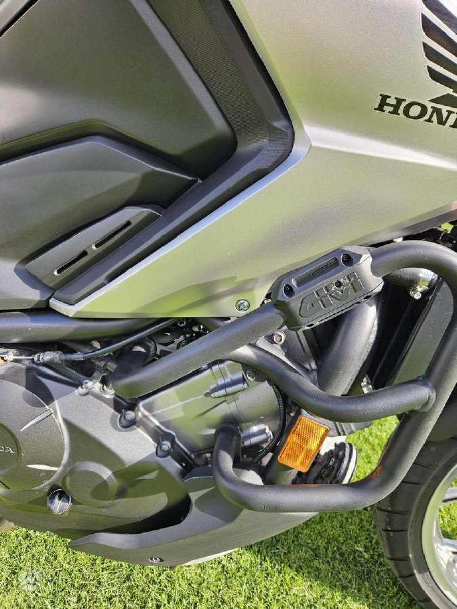 Honda NC 2017 in Vilnius, with an engine capacity of 0.75 L and mileage of 37 thousand km for 5400 €, photo 11 on AUTOMOTO.COM.LV