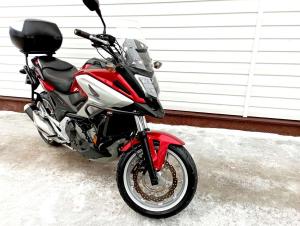 Honda NC 2018 in Prienai, with an engine capacity of 0.75 L and mileage of 28 thousand km for 5150 €, photo 4 on AUTOMOTO.COM.LV