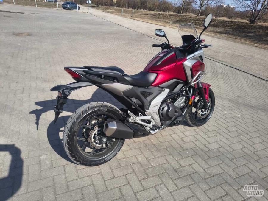 Honda NC 2023 Marijampole, ar dzinēja tilpumu 0.75 L un nobraukumu 4 tūkst. km par 7900 €, foto 2 vietnē AUTOMOTO.COM.LV