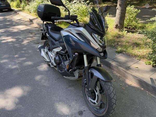 Honda NC 2023 in Vilnius, with an engine capacity of 0.75 L and mileage of 14 thousand km for 7200 €, photo 8 on AUTOMOTO.COM.LV