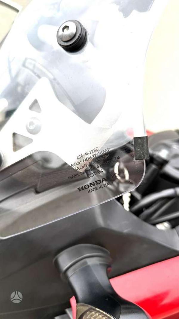 Хонда NC 2013 в Вильнюс на AUTOMOTO.COM.LV Красный Хонда NC 2013 в Вильнюс, объемом двигателя 0.67 л и пробегом 25 тыс. км за 4199 €, фото 11 на AUTOMOTO.COM.LV