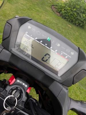 Red Honda NC 2015 in Vilnius, with an engine capacity of 0.75 L and mileage of 29 thousand km for 4700 €, photo 3 on AUTOMOTO.COM.LV