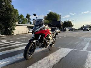 Red Honda NC 2021 in Vilnius, with an engine capacity of 0.75 L and mileage of 9 thousand km for 7500 €, photo  on AUTOMOTO.COM.LV