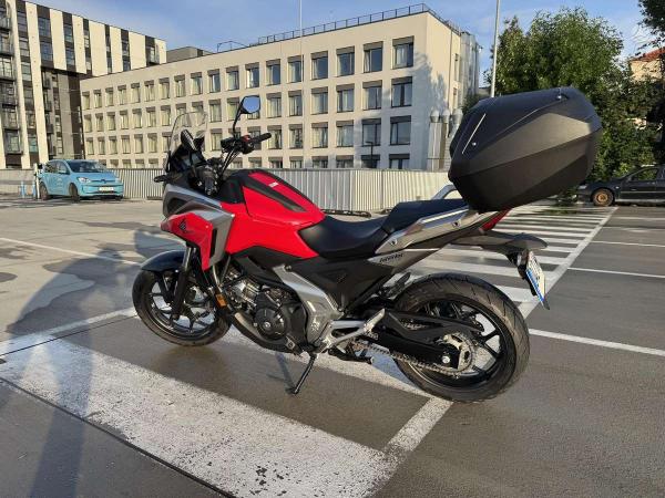 Sarkans Honda NC 2021 Viļņa, ar dzinēja tilpumu 0.75 L un nobraukumu 9 tūkst. km par 7500 €, foto 5 vietnē AUTOMOTO.COM.LV