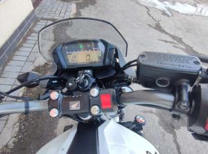 White Honda NC 2013 in Panevezys, with an engine capacity of 0.70 L and mileage of 32 thousand km for 2950 €, photo 10 on AUTOMOTO.COM.LV