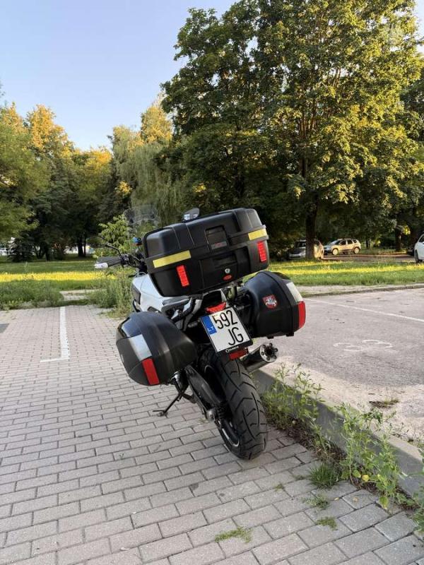 Balts Honda NC 2013 Viļņa, ar dzinēja tilpumu 0.67 L un nobraukumu 55 tūkst. km par 3900 €, foto 2 vietnē AUTOMOTO.COM.LV
