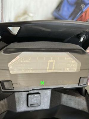 White Honda NC 2020 in Kaunas, with an engine capacity of 0.75 L and mileage of 9 thousand km for 6500 €, photo 8 on AUTOMOTO.COM.LV