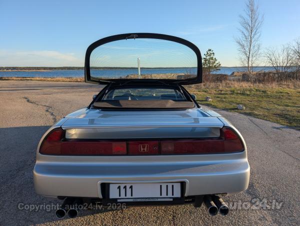 Grey Honda NSX 1993 in Tallinn, with an engine capacity of 3.00 L and mileage of 73 thousand km for 105000 €, photo 10 on AUTOMOTO.COM.LV