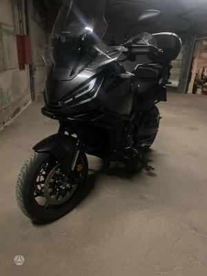 Melns Honda NT 1100 2023 Viļņa, ar dzinēja tilpumu 1.10 L un nobraukumu 6 tūkst. km par 13300 €, foto 10 vietnē AUTOMOTO.COM.LV
