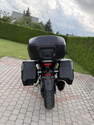 Grey Honda NT 1100 2024 in Marijampole, with an engine capacity of 1.08 L and mileage of 5 thousand km for 10850 €, photo 7 on AUTOMOTO.COM.LV