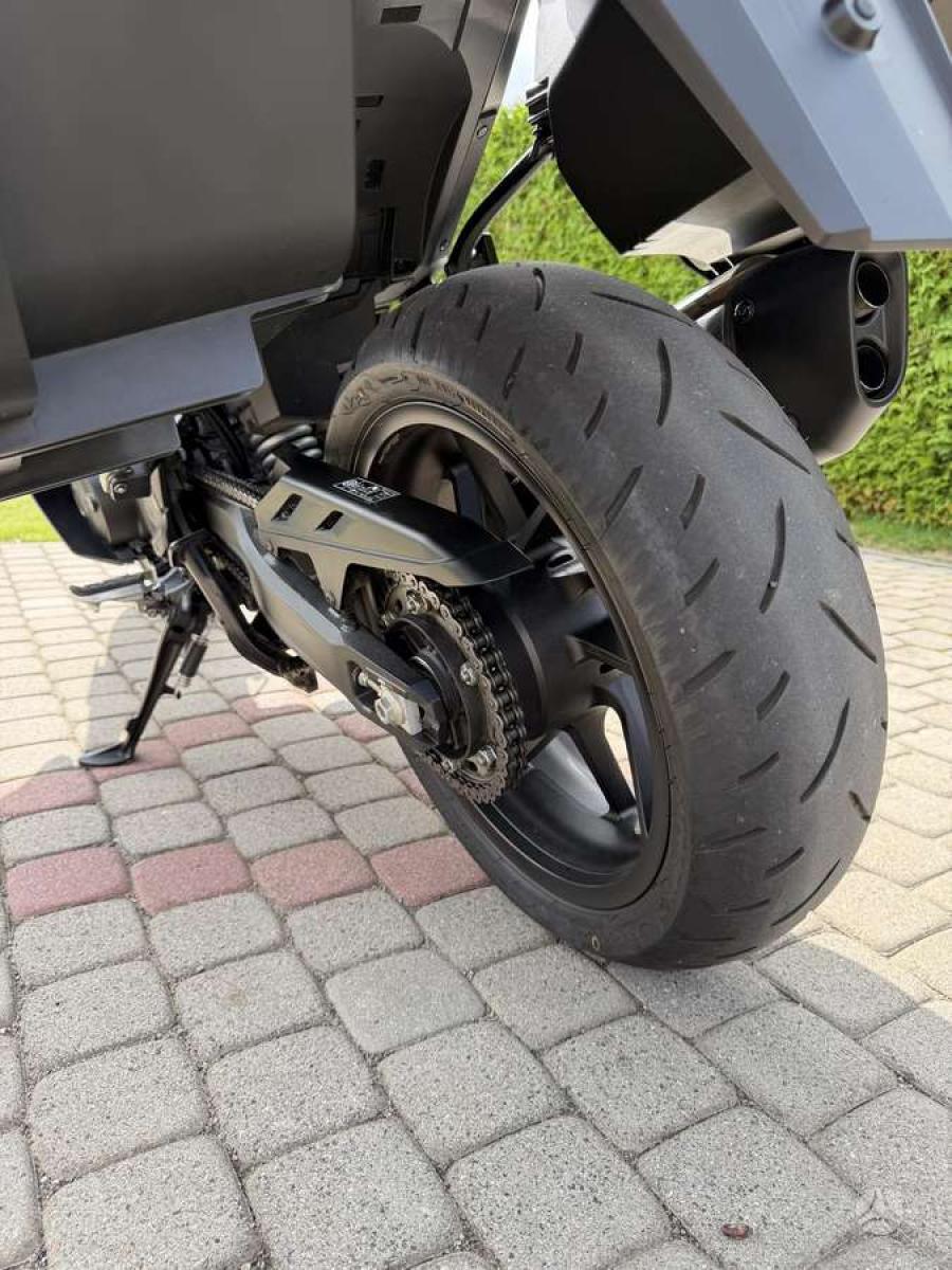 Grey Honda NT 1100 2024 in Marijampole, with an engine capacity of 1.08 L and mileage of 5 thousand km for 10850 €, photo 20 on AUTOMOTO.COM.LV
