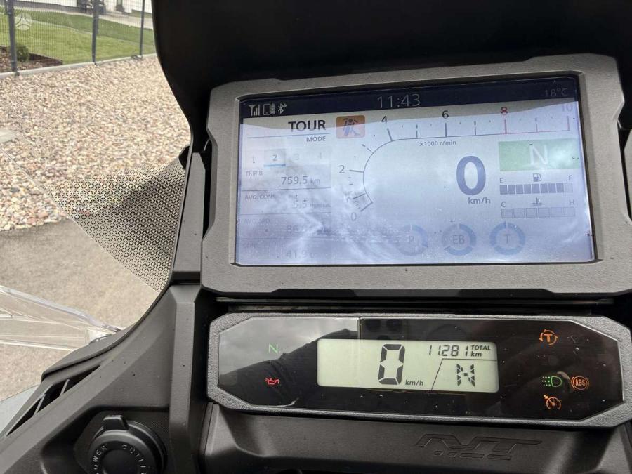 Grey Honda NT 1100 2024 in Vilnius, with an engine capacity of 1.10 L and mileage of 11 thousand km for 13000 €, photo 10 on AUTOMOTO.COM.LV