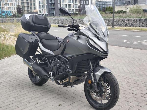 Honda NT 1100 2022 in Riga, with an engine capacity of 1.08 L and mileage of 17 thousand km for 11500 €, photo 4 on AUTOMOTO.COM.LV