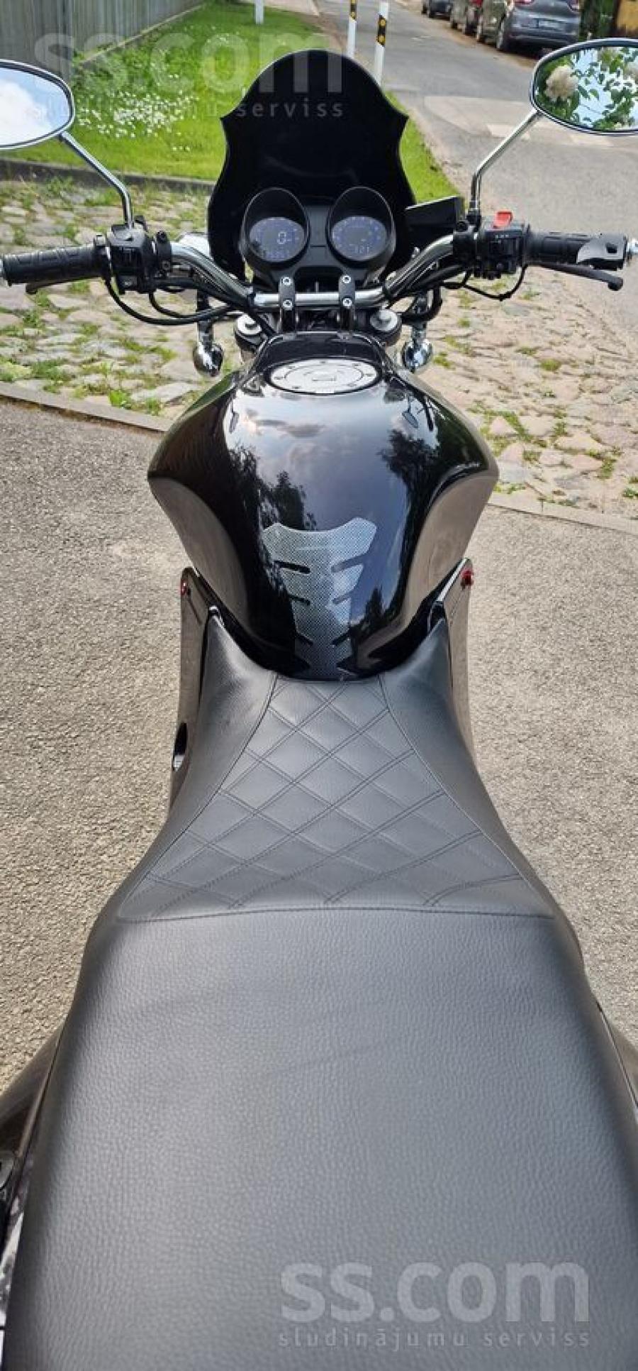 Honda NT 650V 1999 Rīga, ar dzinēja tilpumu 0.65 L un nobraukumu 0 tūkst. km par 2200 €, foto 7 vietnē AUTOMOTO.COM.LV