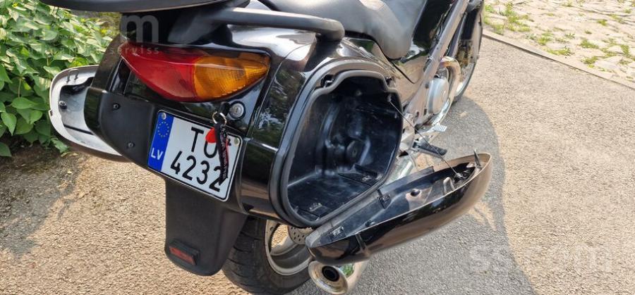 Honda NT 650V 1999 Rīga, ar dzinēja tilpumu 0.65 L un nobraukumu 0 tūkst. km par 2200 €, foto 10 vietnē AUTOMOTO.COM.LV
