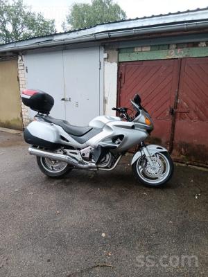 Honda NT 650V 2002 in Riga, with an engine capacity of 0.65 L and mileage of 0 thousand km for 1750 €, photo  on AUTOMOTO.COM.LV