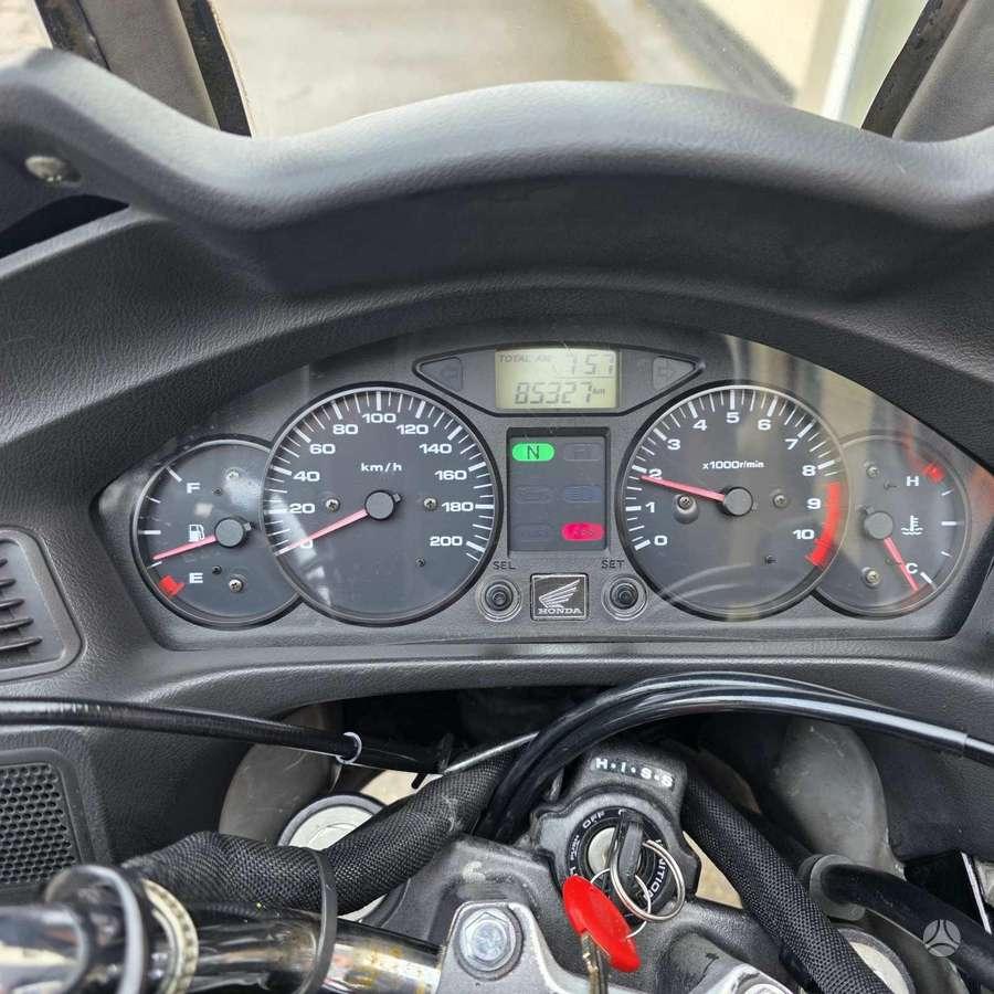 Melns Honda NT 2006 Panevēža, ar dzinēja tilpumu 0.70 L un nobraukumu 85 tūkst. km par 2750 €, foto 8 vietnē AUTOMOTO.COM.LV