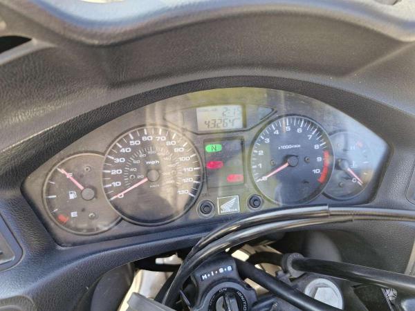 Black Honda NT 2007 in Klaipeda, with an engine capacity of 0.75 L and mileage of 43 thousand km for 2000 €, photo 2 on AUTOMOTO.COM.LV