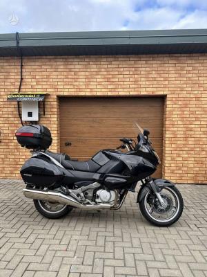 Black Honda NT 2011 in Vilkaviskis, with an engine capacity of 0.68 L and mileage of 33 thousand km for 3500 €, photo 7 on AUTOMOTO.COM.LV