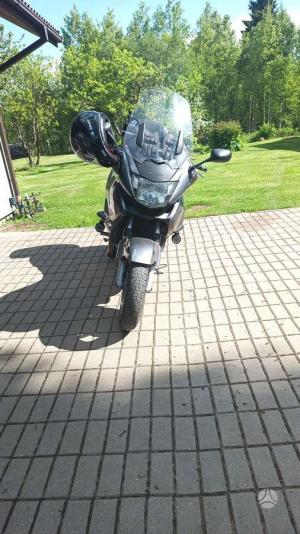 Pelēks Honda NT 2006 Utena, ar dzinēja tilpumu 0.70 L un nobraukumu 75 tūkst. km par 2200 €, foto 3 vietnē AUTOMOTO.COM.LV