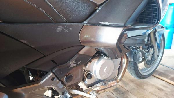 Pelēks Honda NT 2006 Utena, ar dzinēja tilpumu 0.70 L un nobraukumu 75 tūkst. km par 2200 €, foto 8 vietnē AUTOMOTO.COM.LV
