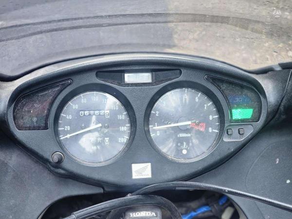 Honda NT 1999 Viļņa, ar dzinēja tilpumu 0.65 L un nobraukumu 62 tūkst. km par 900 €, foto 10 vietnē AUTOMOTO.COM.LV