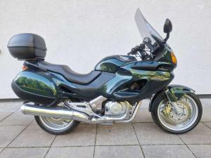 Honda NT 2001 in Prienai, with an engine capacity of 0.65 L and mileage of 33 thousand km for 1850 €, photo 12 on AUTOMOTO.COM.LV
