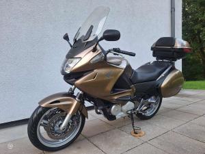 Honda NT 2006 in Prienai, with an engine capacity of 0.70 L and mileage of 17 thousand km for 3350 €, photo  on AUTOMOTO.COM.LV