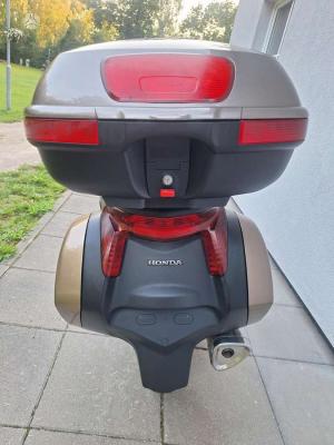 Honda NT 2006 in Prienai, with an engine capacity of 0.70 L and mileage of 17 thousand km for 3350 €, photo 5 on AUTOMOTO.COM.LV