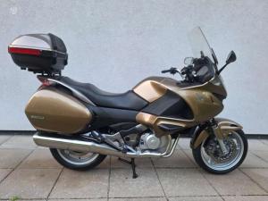 Honda NT 2006 in Prienai, with an engine capacity of 0.70 L and mileage of 17 thousand km for 3350 €, photo 13 on AUTOMOTO.COM.LV