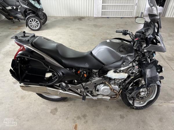 Honda NT 2006 in Kelme, with an engine capacity of 0.70 L and mileage of 42 thousand km for 615 €, photo 3 on AUTOMOTO.COM.LV