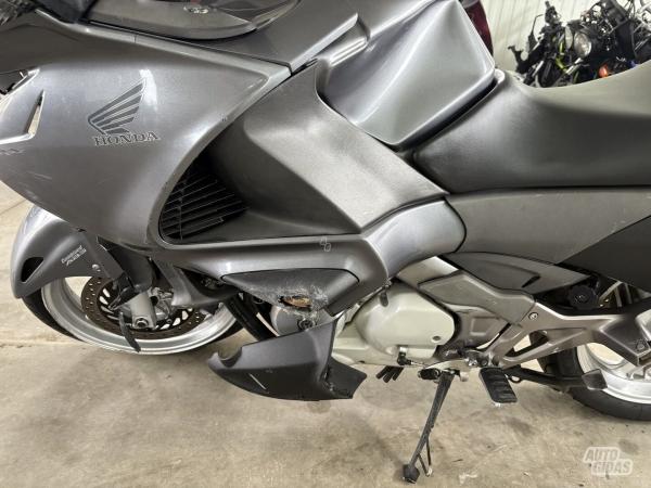 Honda NT 2006 Kelmė, ar dzinēja tilpumu 0.70 L un nobraukumu 42 tūkst. km par 565 €, foto 9 vietnē AUTOMOTO.COM.LV