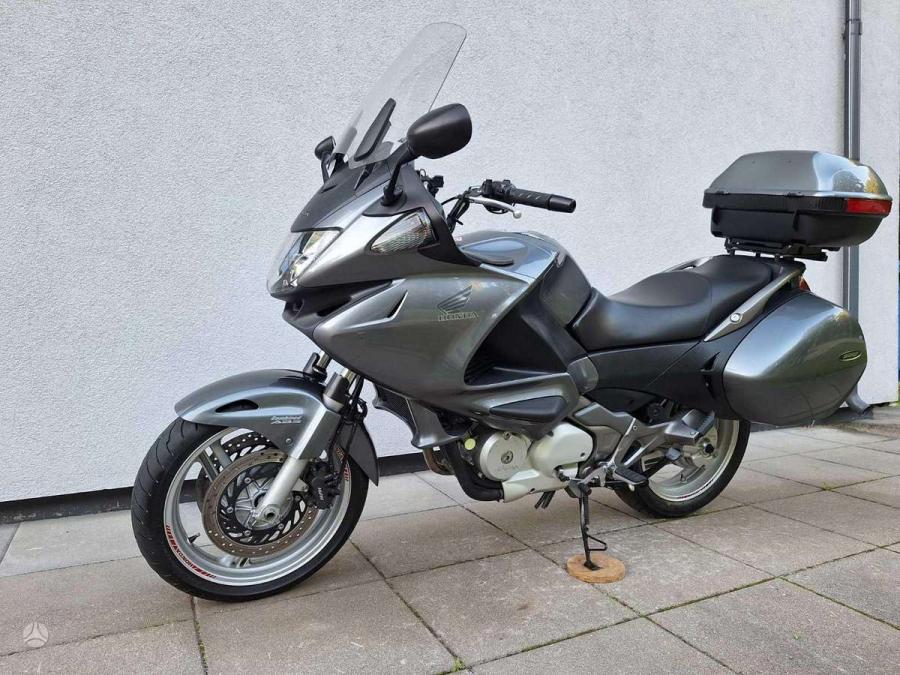 Honda NT 2007 Prienai, ar dzinēja tilpumu 0.70 L un nobraukumu 37 tūkst. km par 3450 €, foto 10 vietnē AUTOMOTO.COM.LV