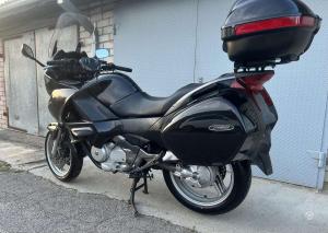 Honda NT 2007 in Birstonas, with an engine capacity of 0.70 L and mileage of 34 thousand km for 3550 €, photo 6 on AUTOMOTO.COM.LV