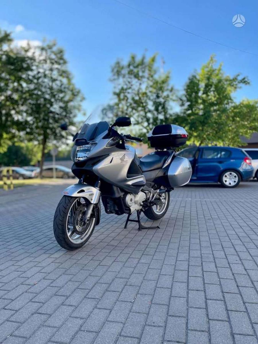 Honda NT 2007 in Jonava, with an engine capacity of 0.75 L and mileage of 100 thousand km for 2200 €, photo 3 on AUTOMOTO.COM.LV