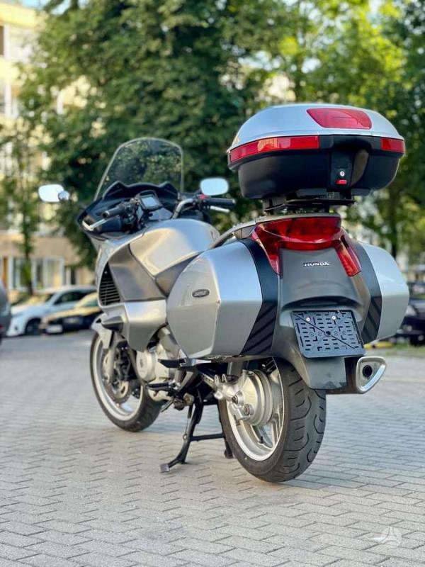 Honda NT 2007 in Jonava, with an engine capacity of 0.75 L and mileage of 100 thousand km for 2200 €, photo 3 on AUTOMOTO.COM.LV