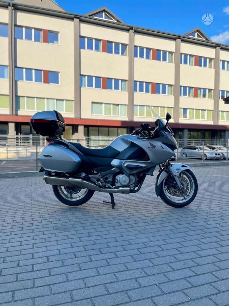 Honda NT 2007 in Jonava, with an engine capacity of 0.75 L and mileage of 100 thousand km for 2200 €, photo 6 on AUTOMOTO.COM.LV