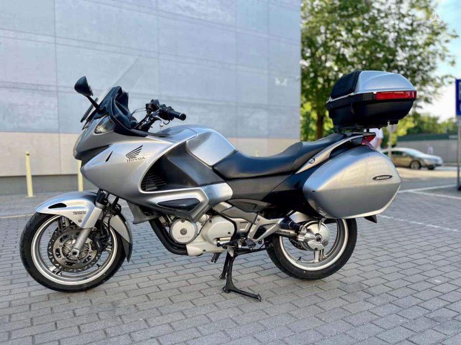 Honda NT 2007 in Jonava, with an engine capacity of 0.75 L and mileage of 100 thousand km for 2200 €, photo 7 on AUTOMOTO.COM.LV