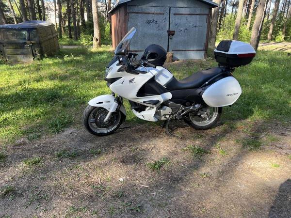 Honda NT 2008 Viļņa, ar dzinēja tilpumu 0.70 L un nobraukumu 0 tūkst. km par 4500 €, foto 1 vietnē AUTOMOTO.COM.LV