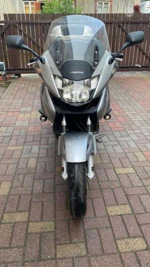 Honda NT 2008 in Vilnius, with an engine capacity of 0.68 L and mileage of 55 thousand km for 1999 €, photo 5 on AUTOMOTO.COM.LV