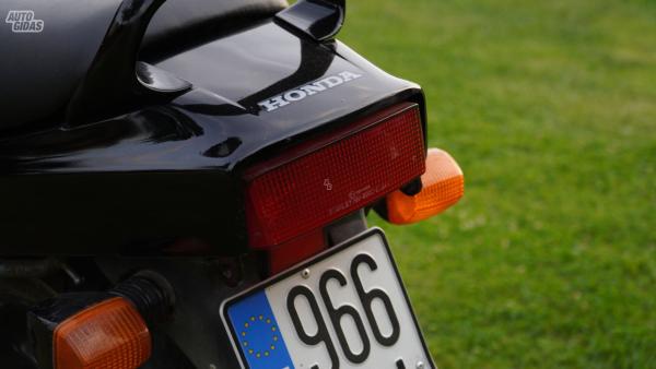 Melns Honda NTV 1994 Radviliškis, ar dzinēja tilpumu 0.65 L un nobraukumu 872 tūkst. km par 950 €, foto 7 vietnē AUTOMOTO.COM.LV