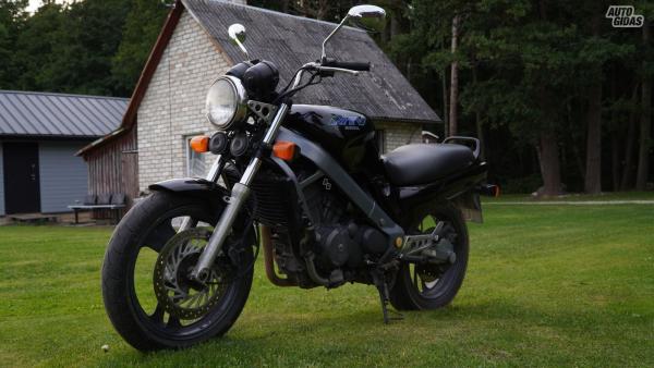Melns Honda NTV 1994 Radviliškis, ar dzinēja tilpumu 0.65 L un nobraukumu 872 tūkst. km par 950 €, foto 9 vietnē AUTOMOTO.COM.LV