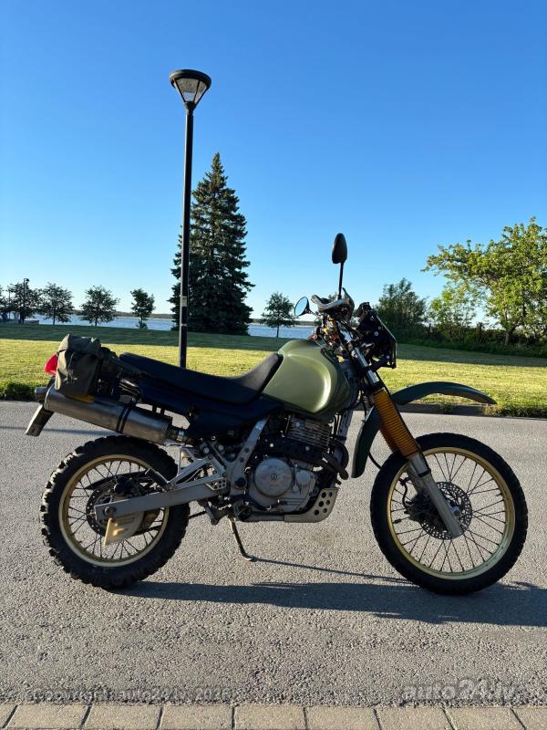 Grey Honda NX 650 1995 in Haapsalu, with an engine capacity of 0.64 L and mileage of 68 thousand km for 2200 €, photo 4 on AUTOMOTO.COM.LV