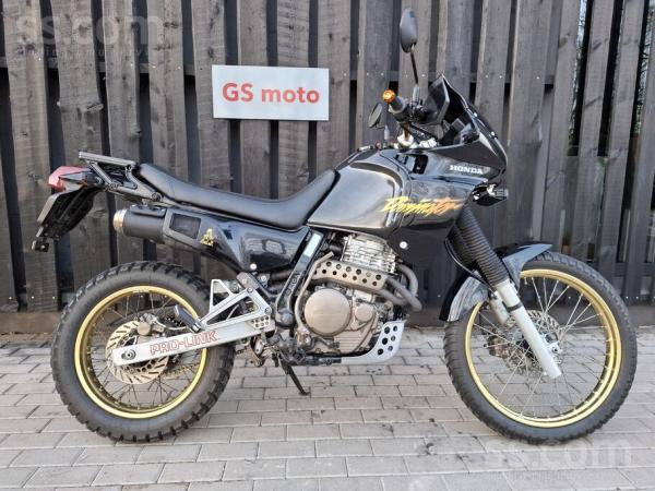 Honda NX 650 1990 in Riga, with an engine capacity of 0.65 L and mileage of 0 thousand km for 2300 €, photo 1 on AUTOMOTO.COM.LV