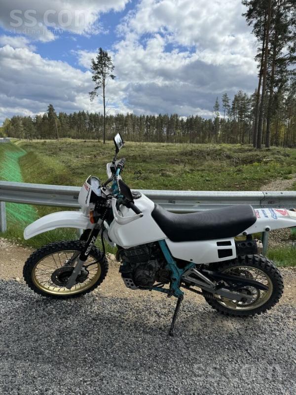 Honda NX 650 1990 in Jekabpils, with an engine capacity of 0.65 L and mileage of 0 thousand km for 2550 €, photo 4 on AUTOMOTO.COM.LV